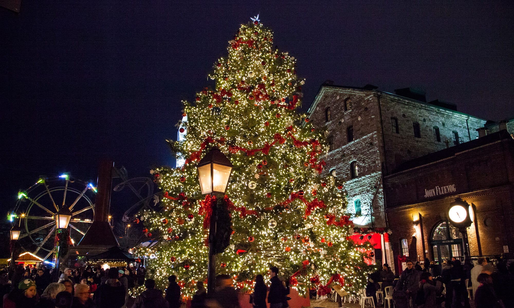 Festive Holiday Activities in Toronto for Friends and Family | REG